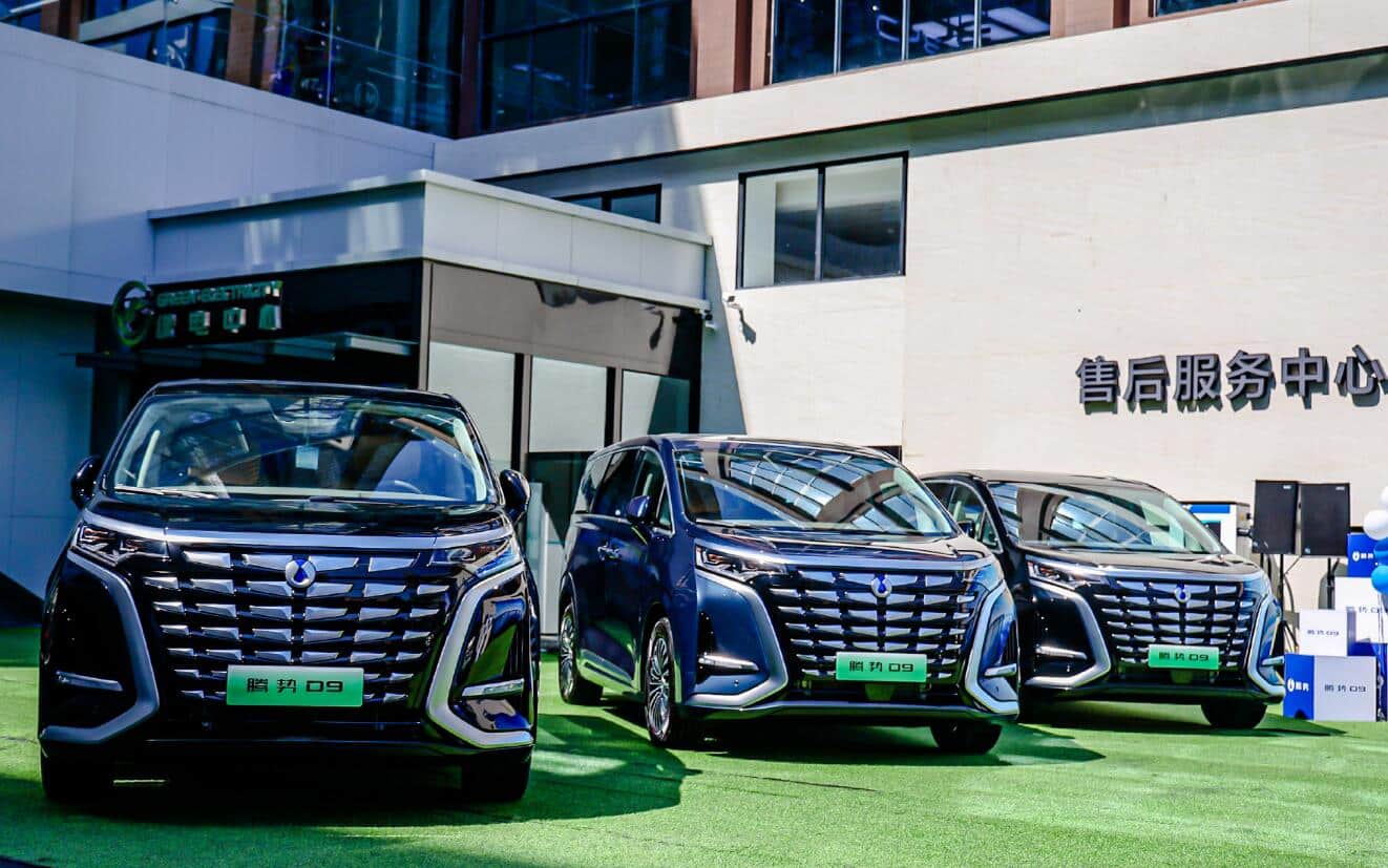 BYD-Benz JV Denza begins deliveries of D9 MPV - CnEVPost