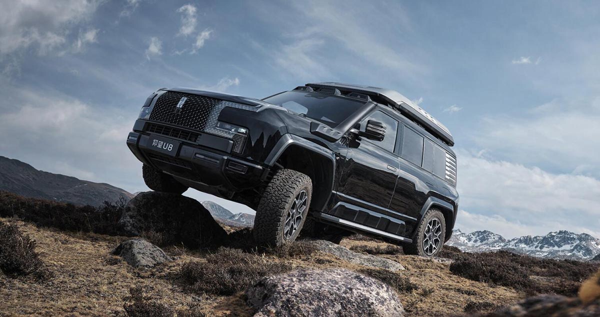 BYD's Yangwang launches new variant for U8, gives U7 debut at Beijing auto show - CnEVPost